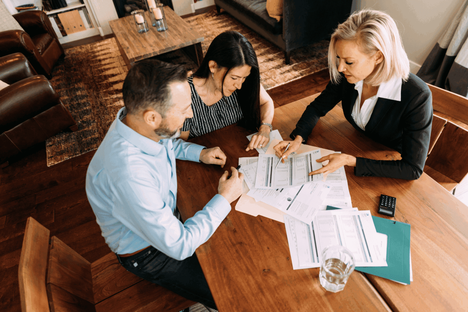 How to Be a Financial Advisor: Skills, Licensing, and Growth Paths ...
